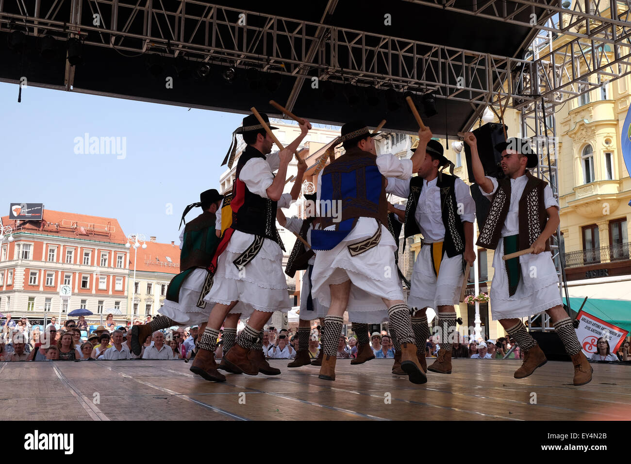 Portugal native people hi-res stock photography and images - Alamy