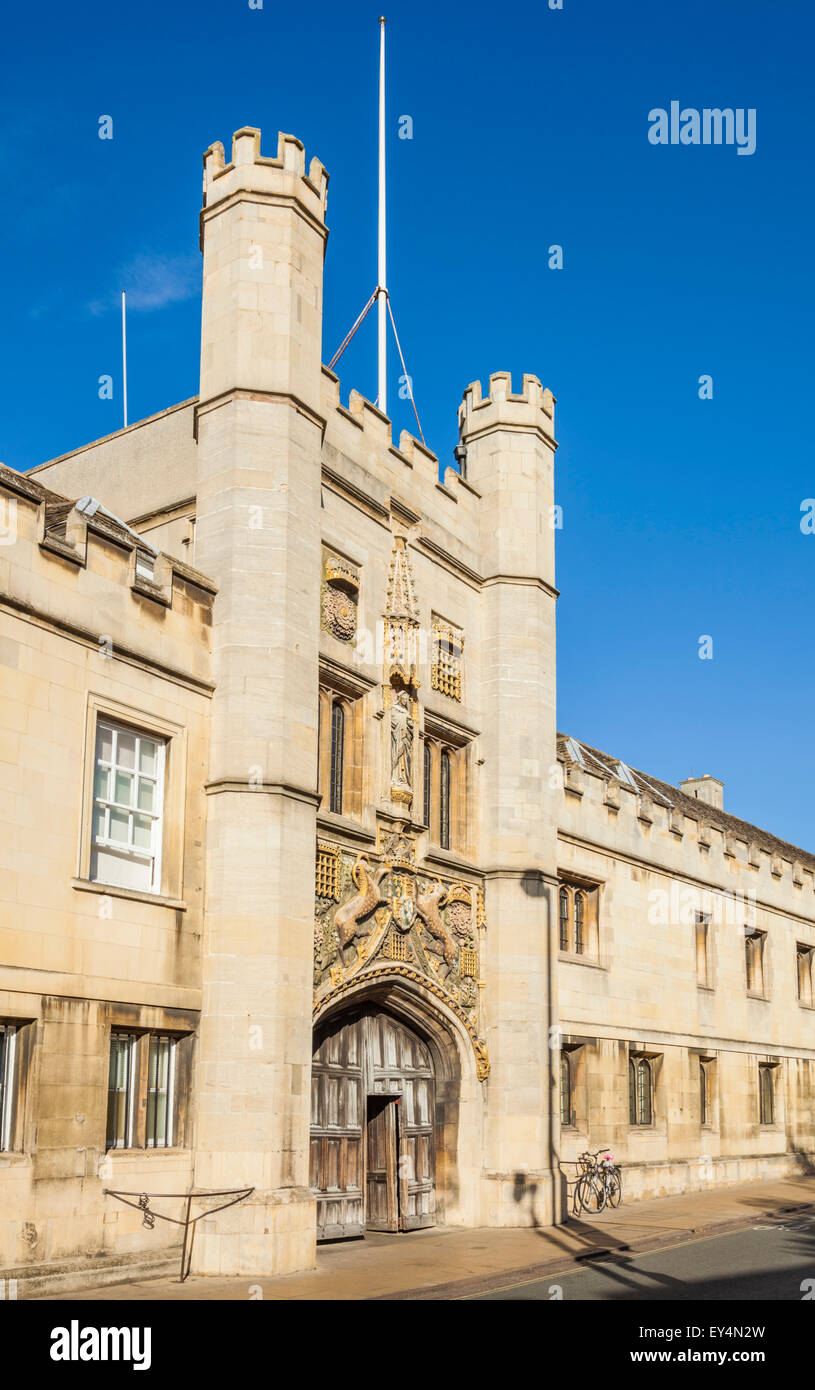 Christs college great gate hi-res stock photography and images - Alamy