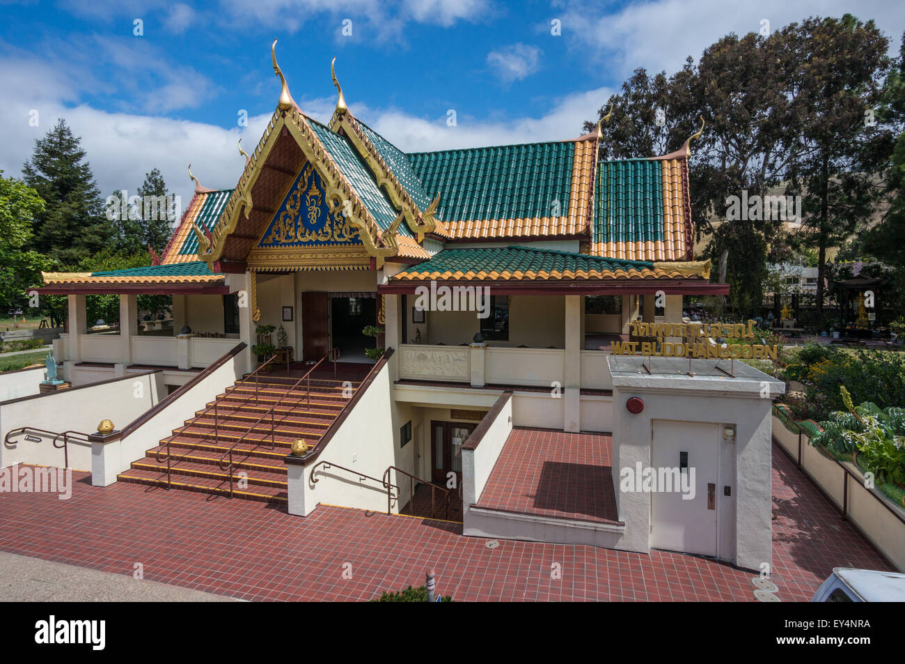 Wat Buddhanusorn, is a Buddhist temple, of the Theravadan tradition, in ...