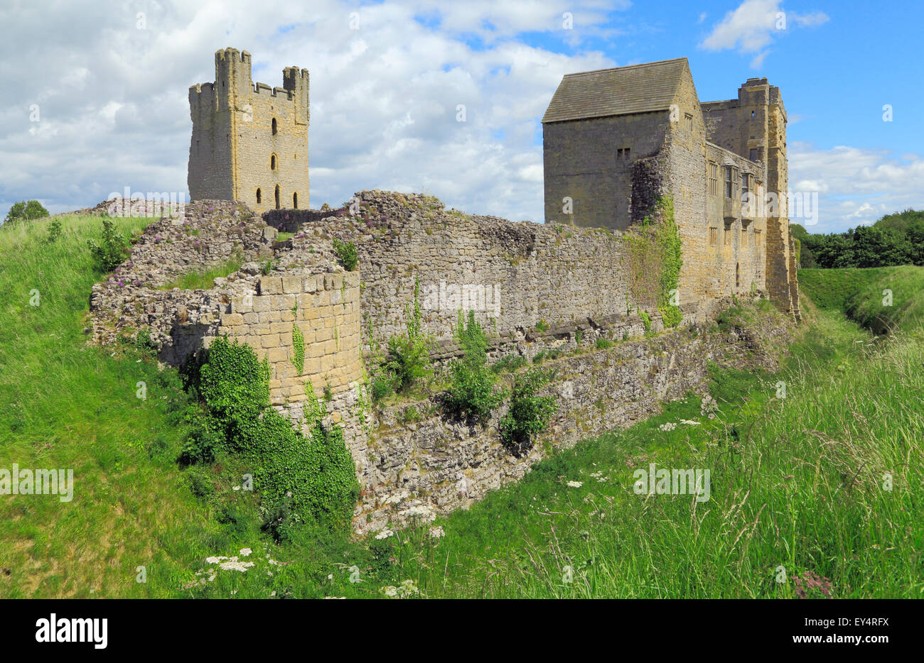 Helmsley Castle, medieval Keep, 16th century residential buildings and ...