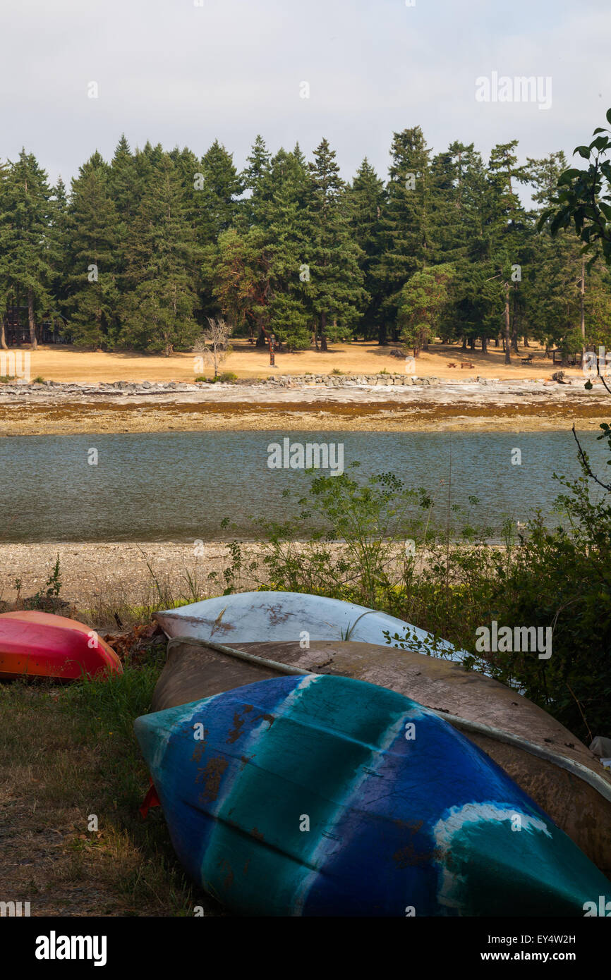Canoes used to navigate the narrow channel between Protection and ...
