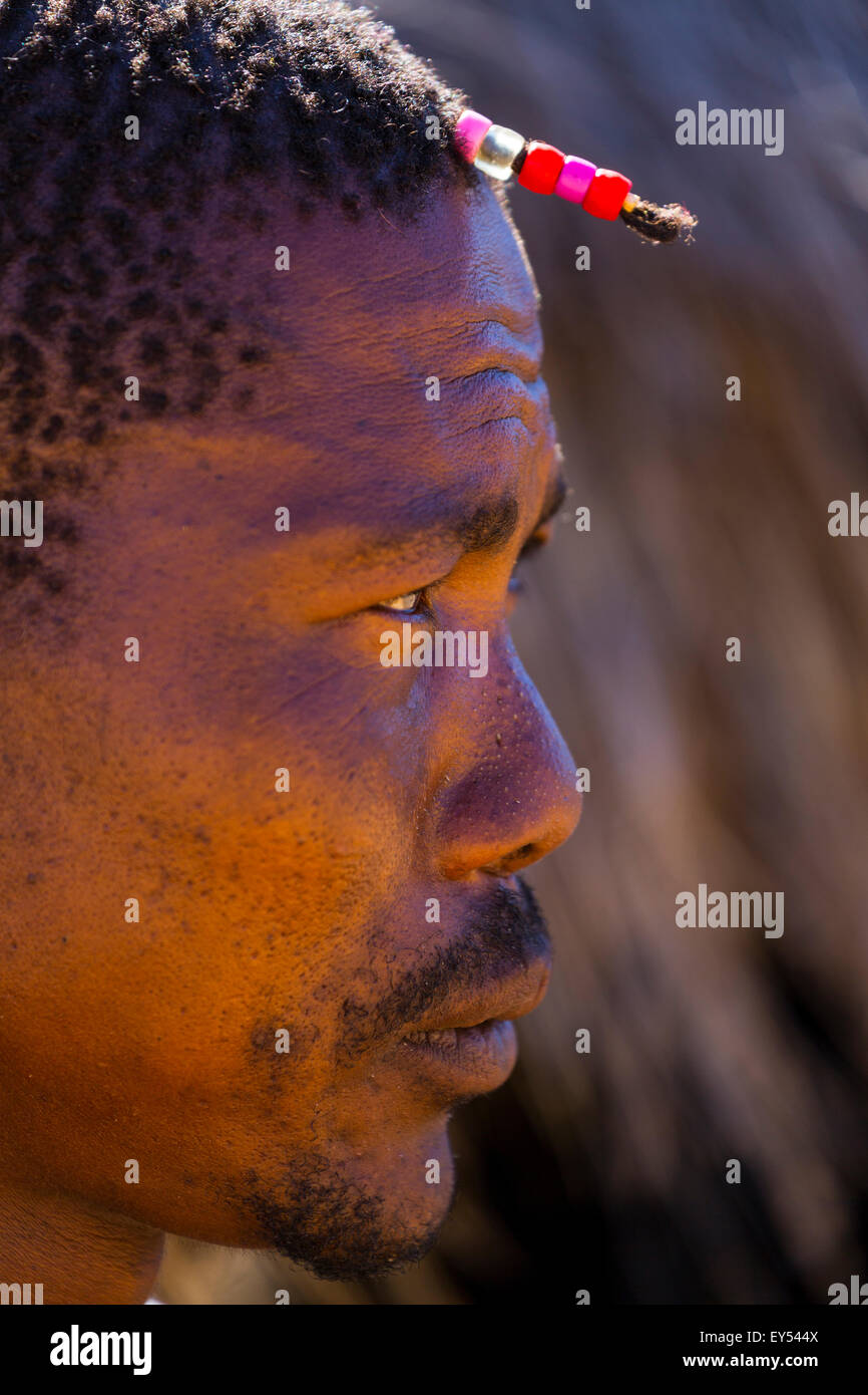 Portrait of a Man Bushman - Kalahari Botswana Stock Photo - Alamy