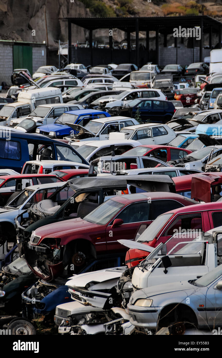 Old Junk Cars On Junkyard Stock Photo - Alamy