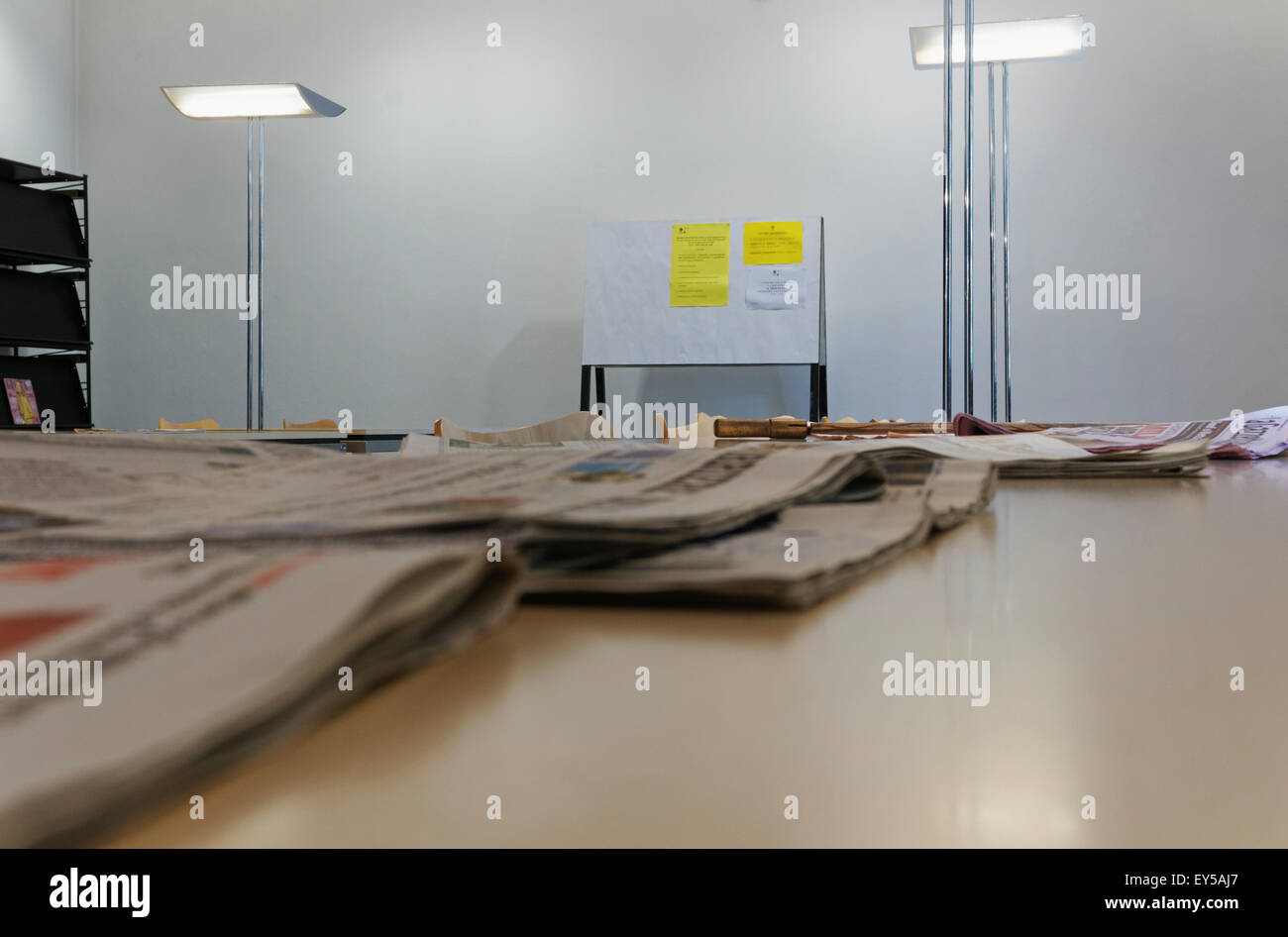 Library periodicals room, Italy Stock Photo - Alamy