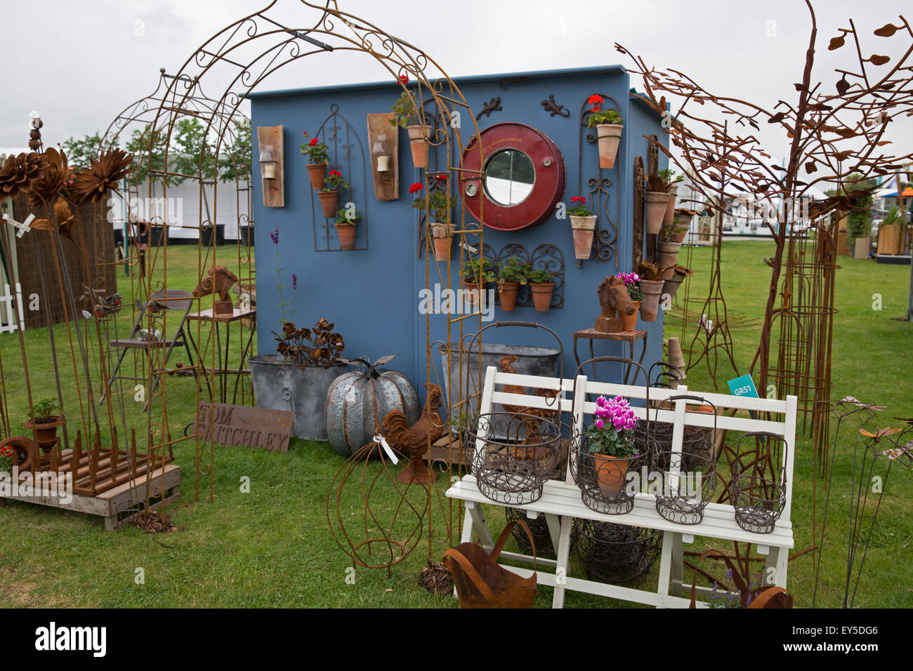 Knutsford, UK. 22nd July, 2015. Tom Critchley stand at the RHS Flower ...