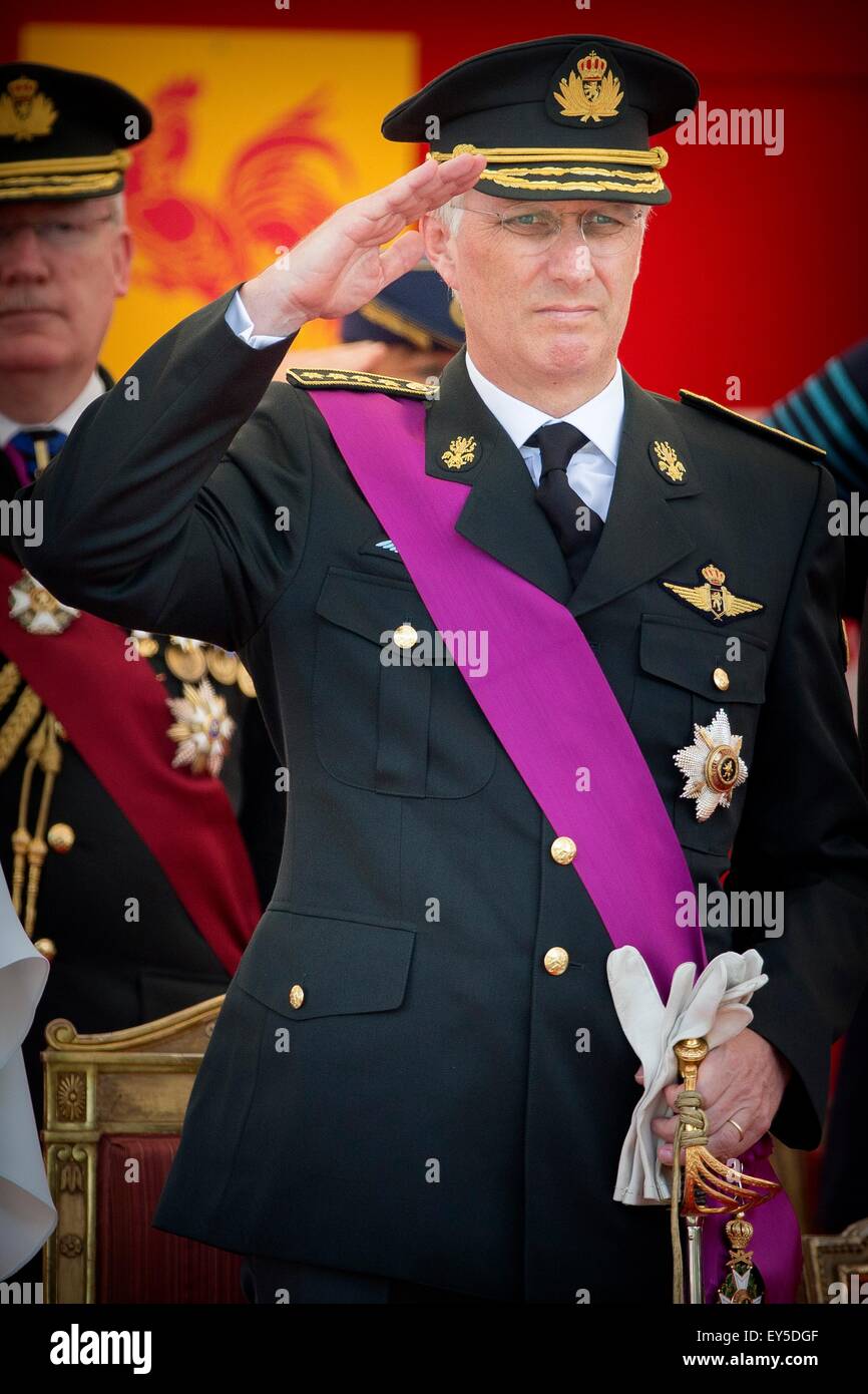 Philippe, king of belgium parade hi-res stock photography and images ...