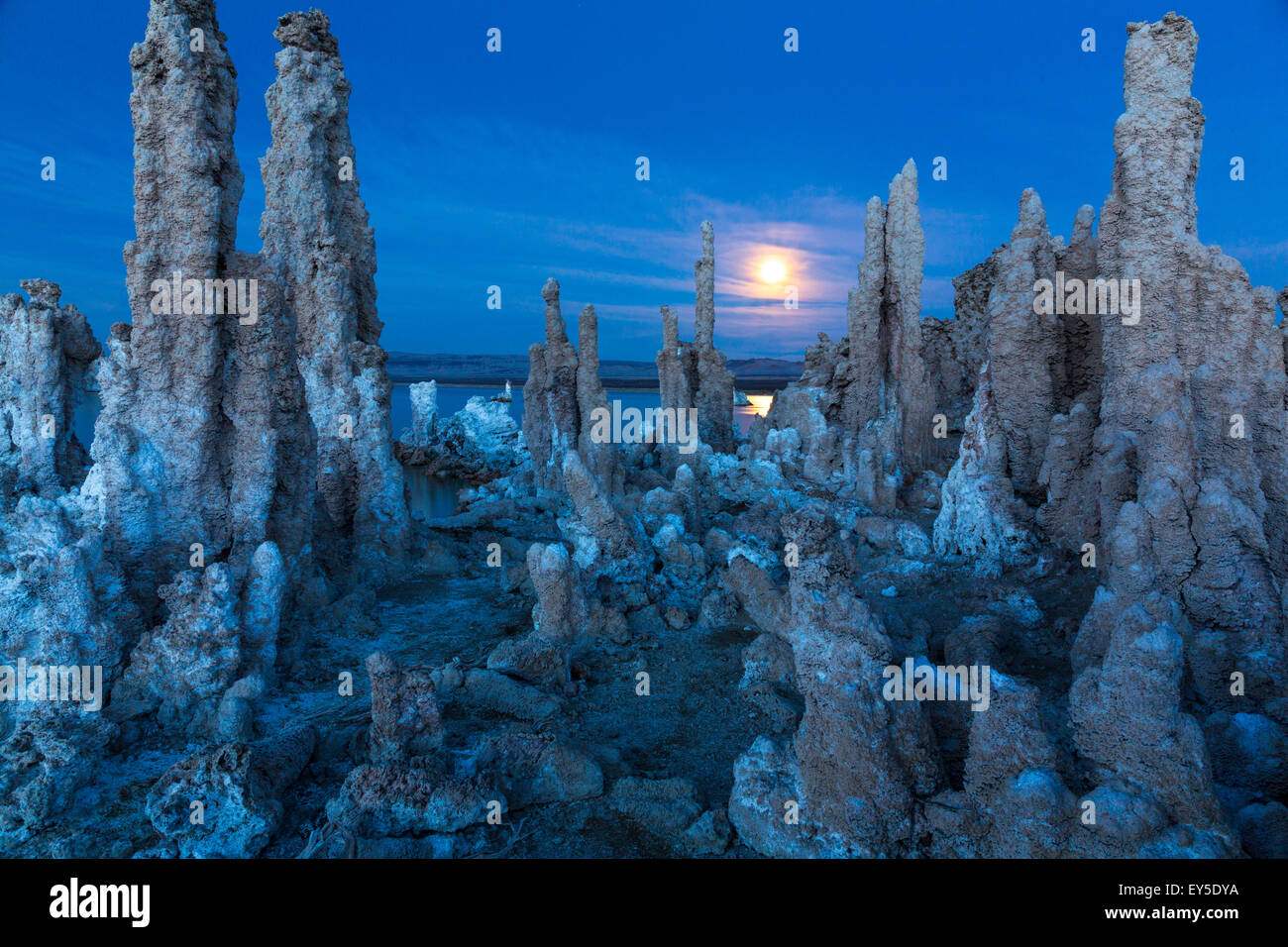 Tufas on the shores of Mono Lake - California Sierra Nevada Stock Photo ...