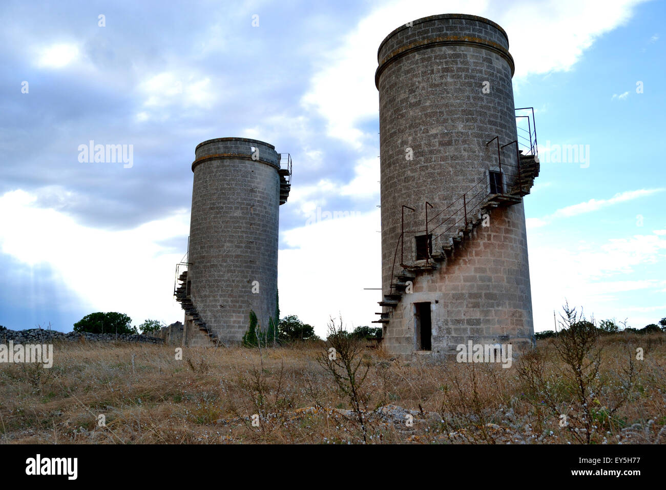 Towers structure hi-res stock photography and images - Alamy