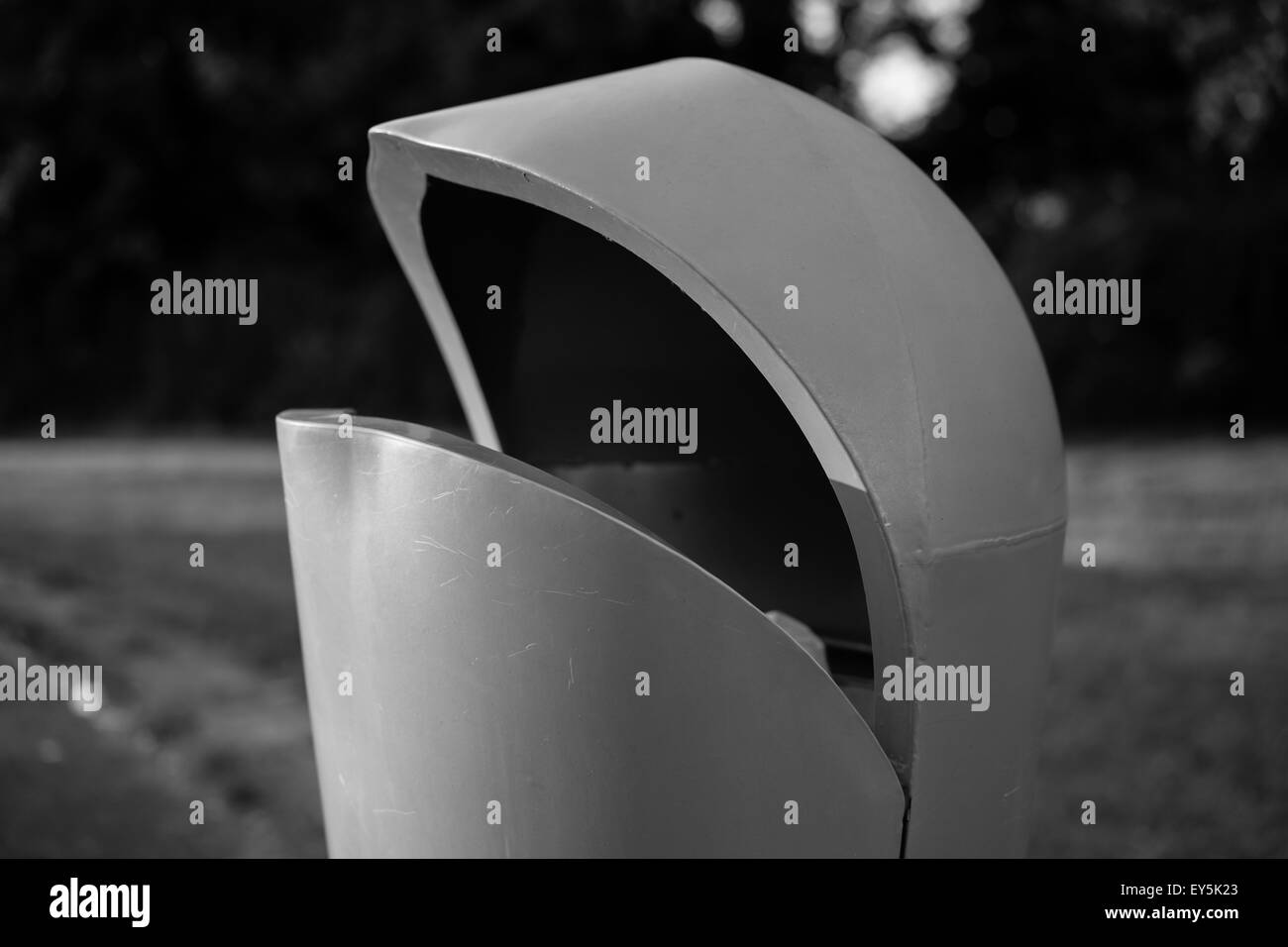 Bin garbage Black and White Stock Photos & Images - Alamy