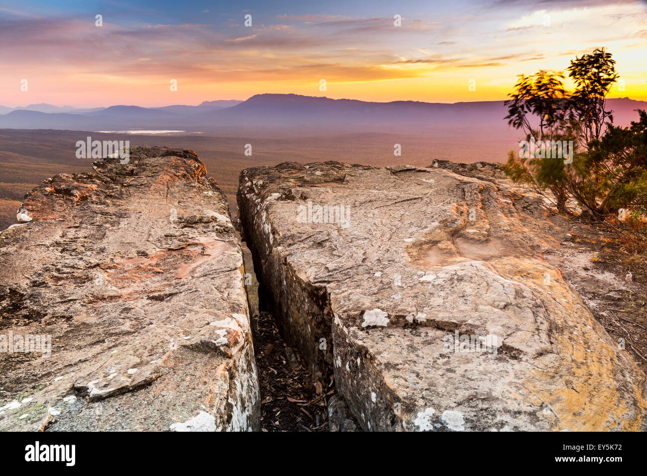 Cliff top views at sunset in the Grampians National Park, Australia ...