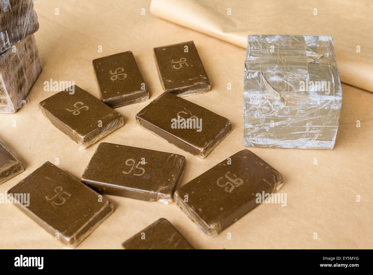 Cannabis Resin High Resolution Stock Photography and Images - Alamy