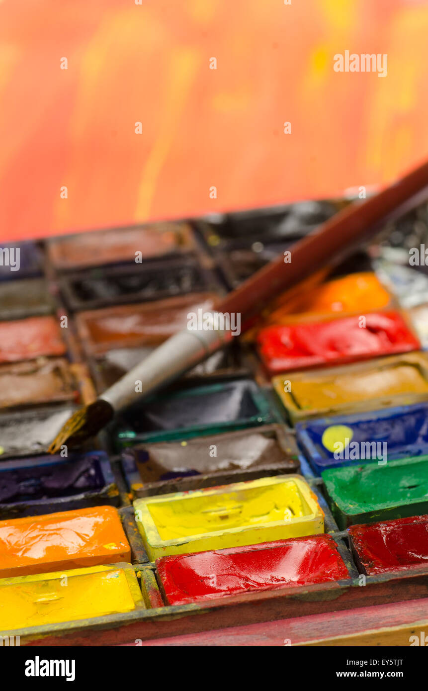 Paint palette box hi-res stock photography and images - Alamy