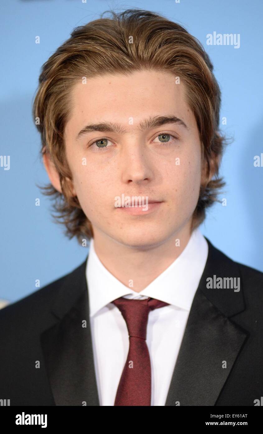 Austin abrams hi-res stock photography and images - Alamy