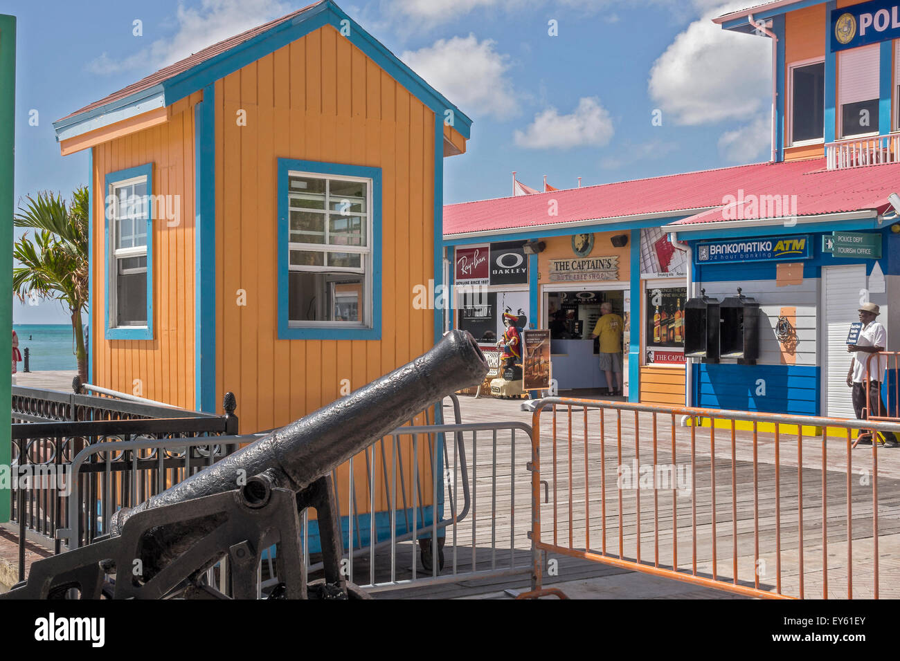 Police post hi-res stock photography and images - Alamy