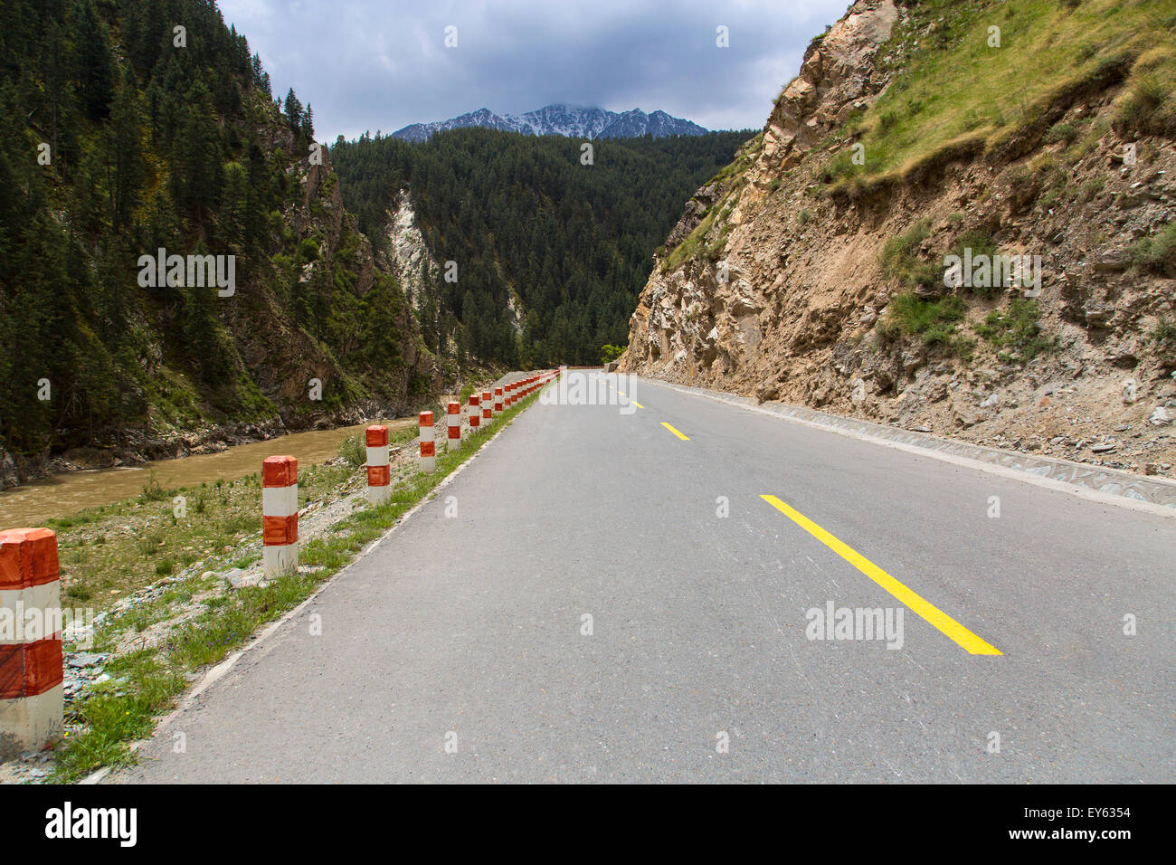 Silk road west china hi-res stock photography and images - Alamy