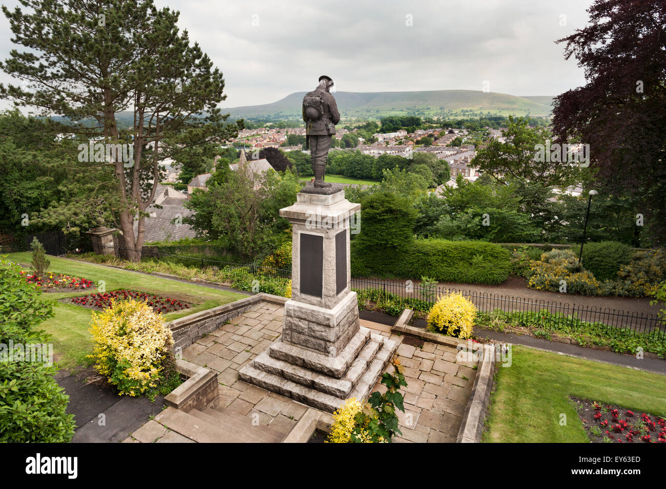 The war memorial and castle grounds at Clitheroe Castle, Lancashire, UK ...
