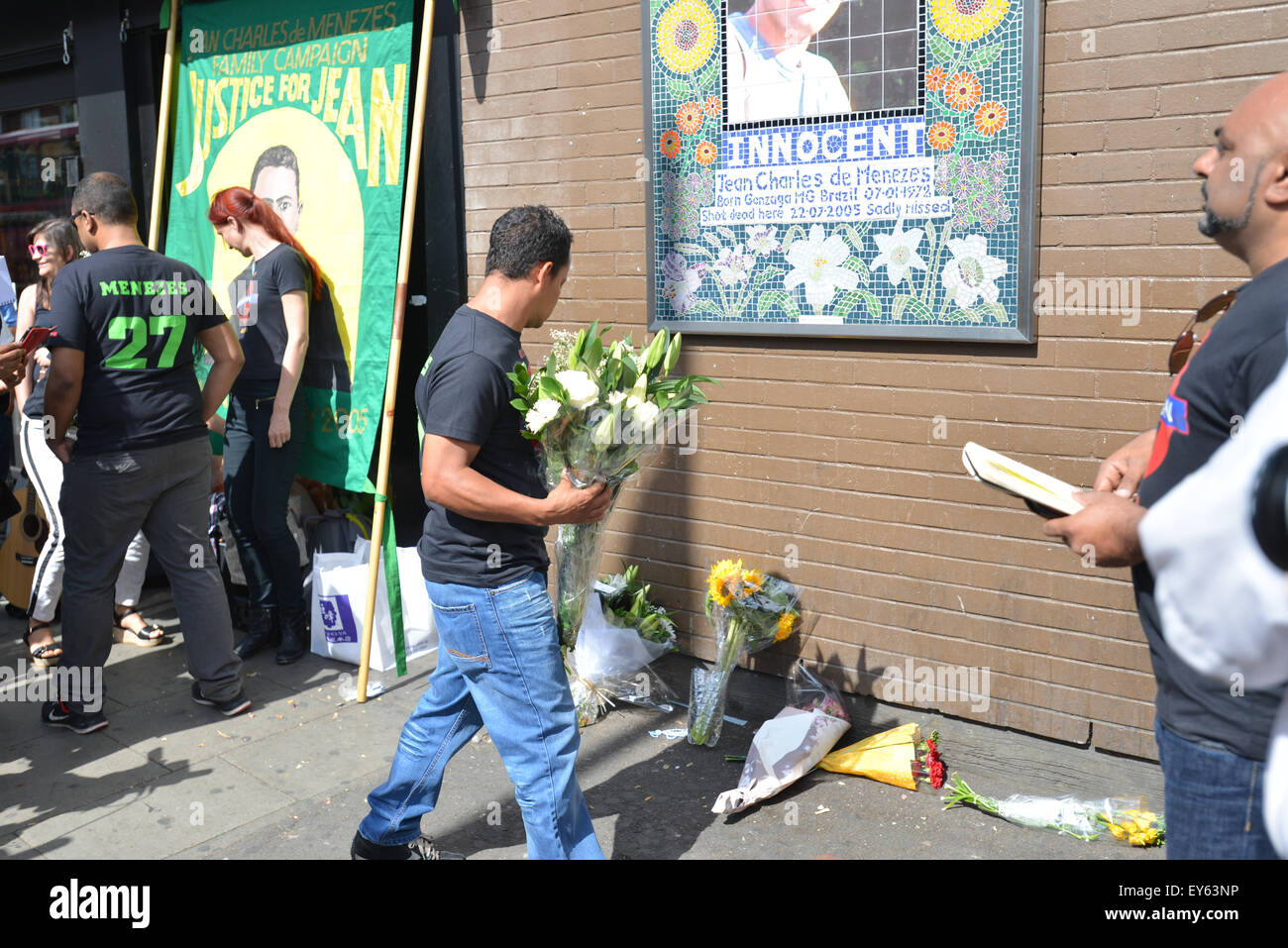 Jean Charles de Menezes stockwell London memorial Stock Photo - Alamy