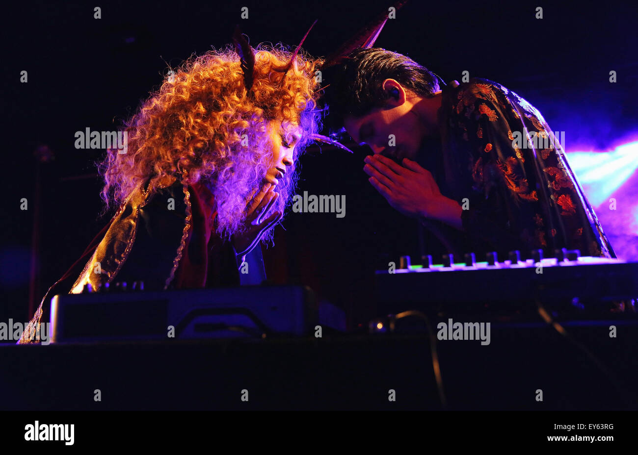 Lion babe jillian hervey and lucas goodman hi-res stock photography and ...