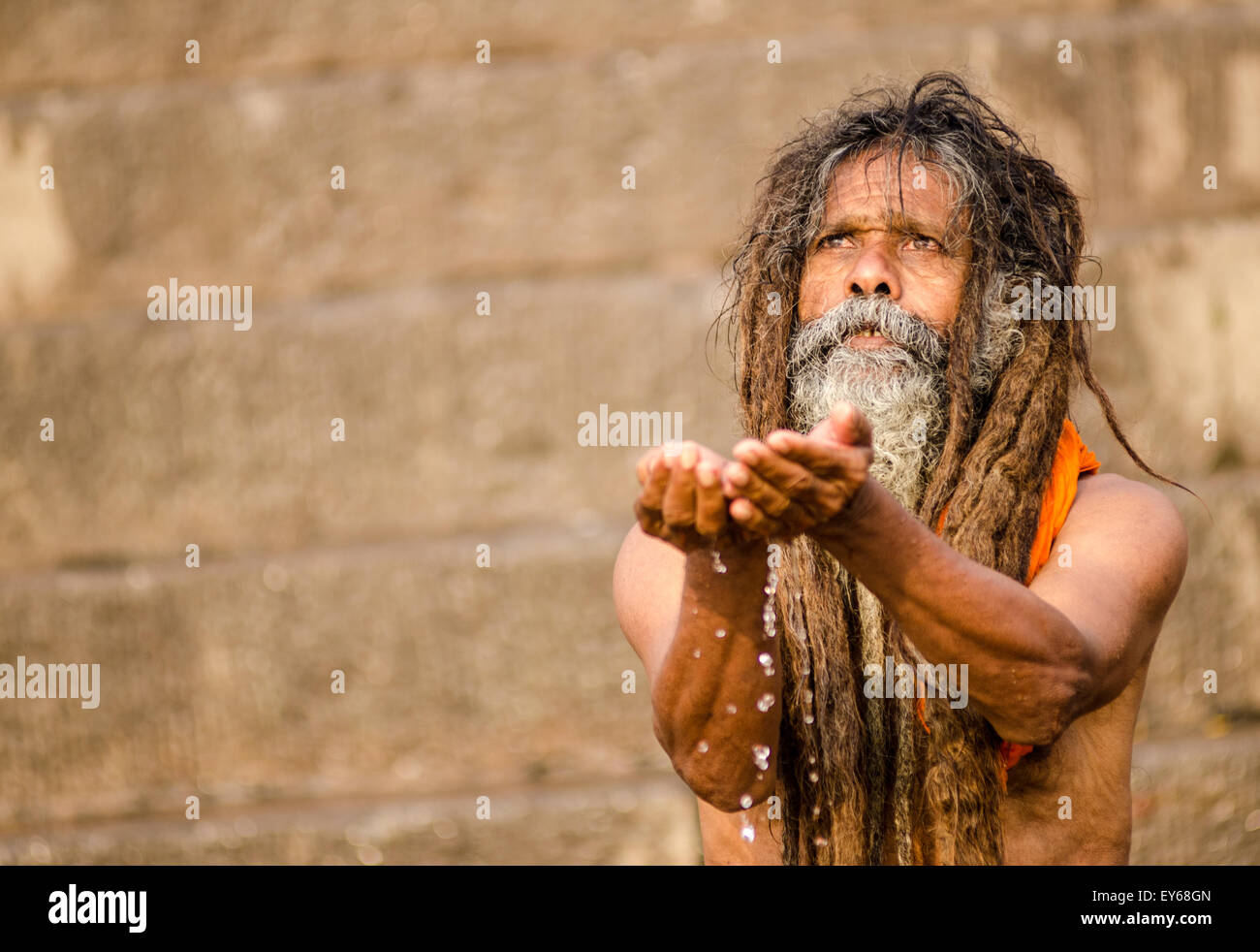 Blessing sadhu hi-res stock photography and images - Alamy