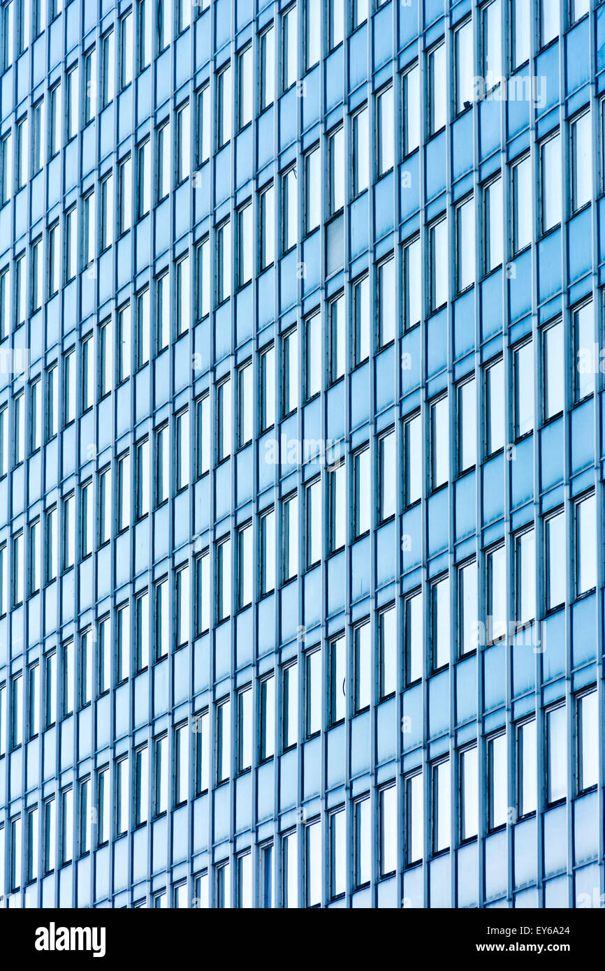 Skyscraper windows pattern hi-res stock photography and images - Alamy