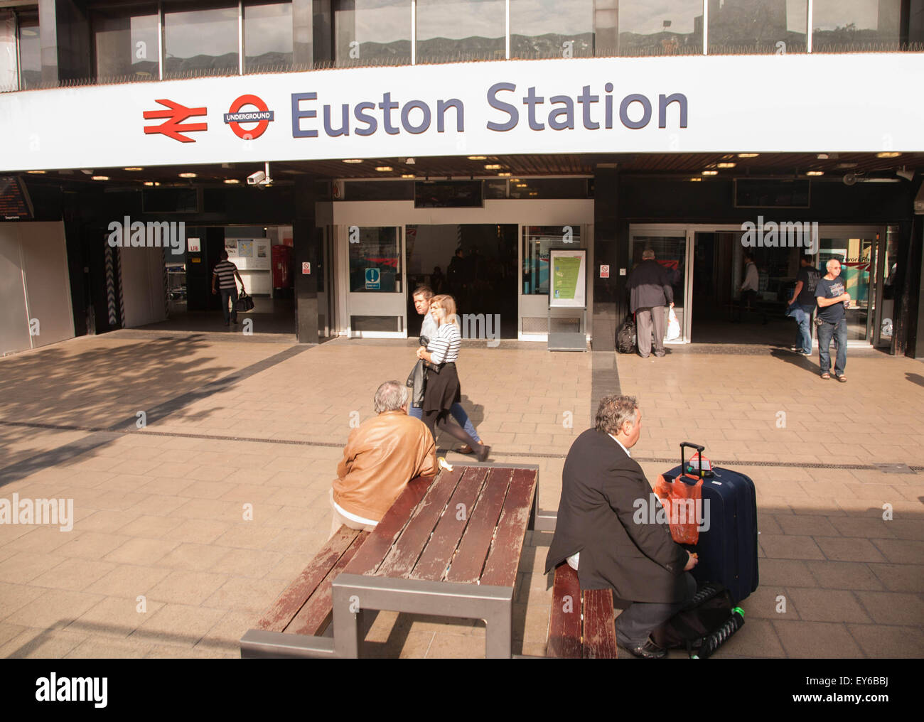 Euston Station Entrance, London, England, UK Stock Photo - Alamy