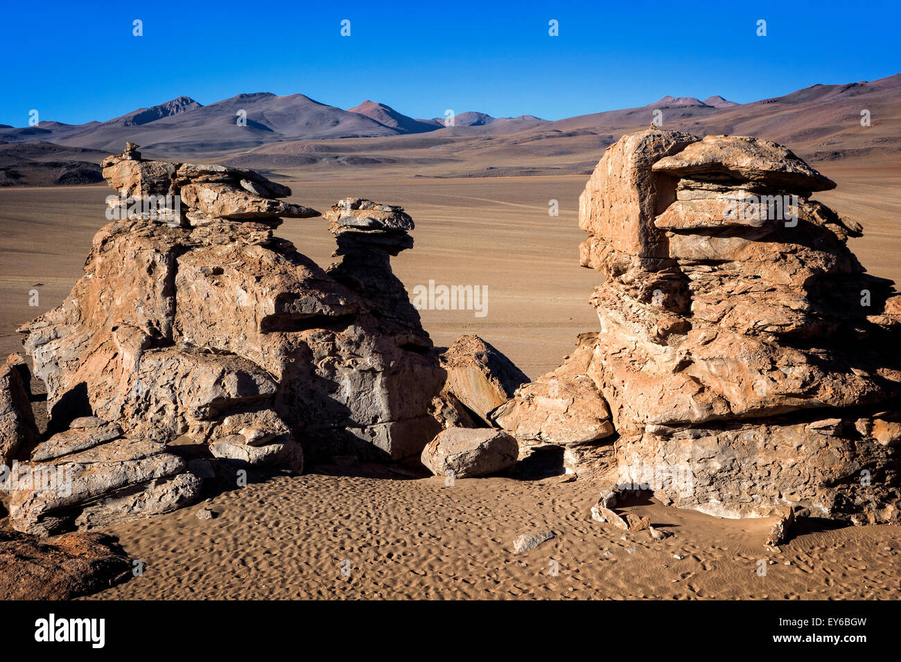 Rock formations. The Dali desert. Euuardo Avaroa National Reserve. Tour ...
