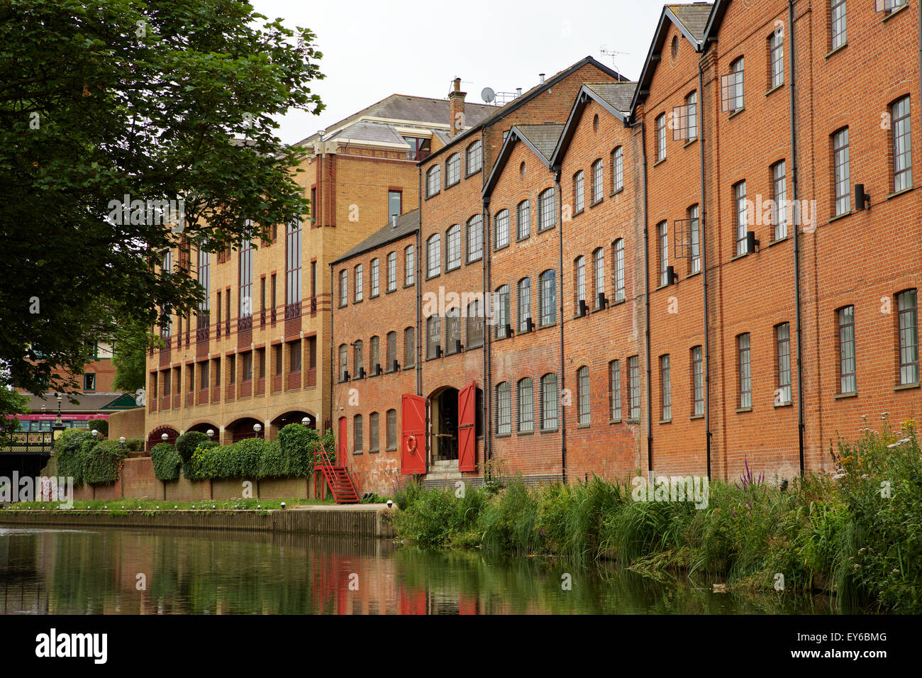 Old buildings in guildford hi-res stock photography and images - Alamy