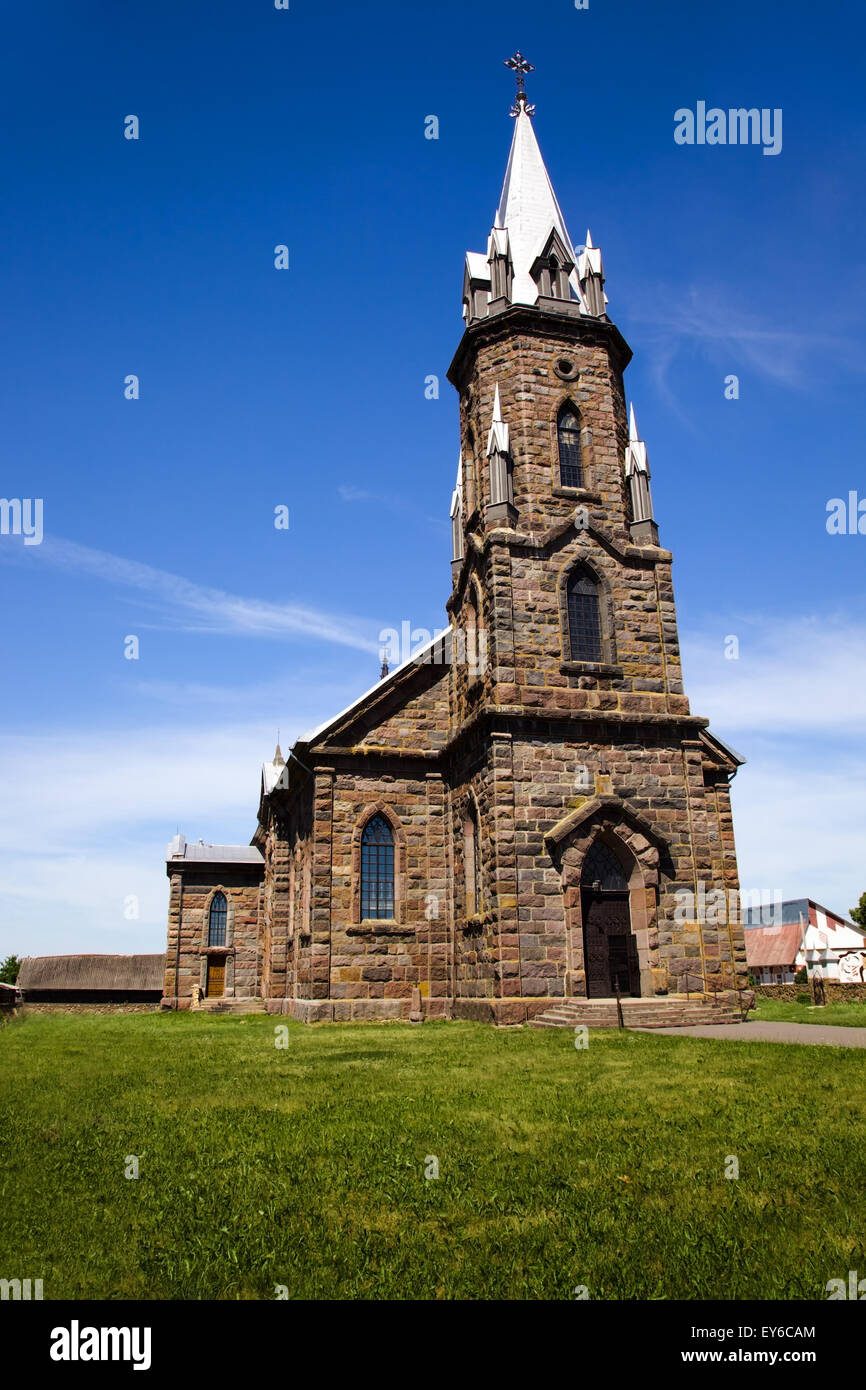 Stone church architecture hi-res stock photography and images - Alamy