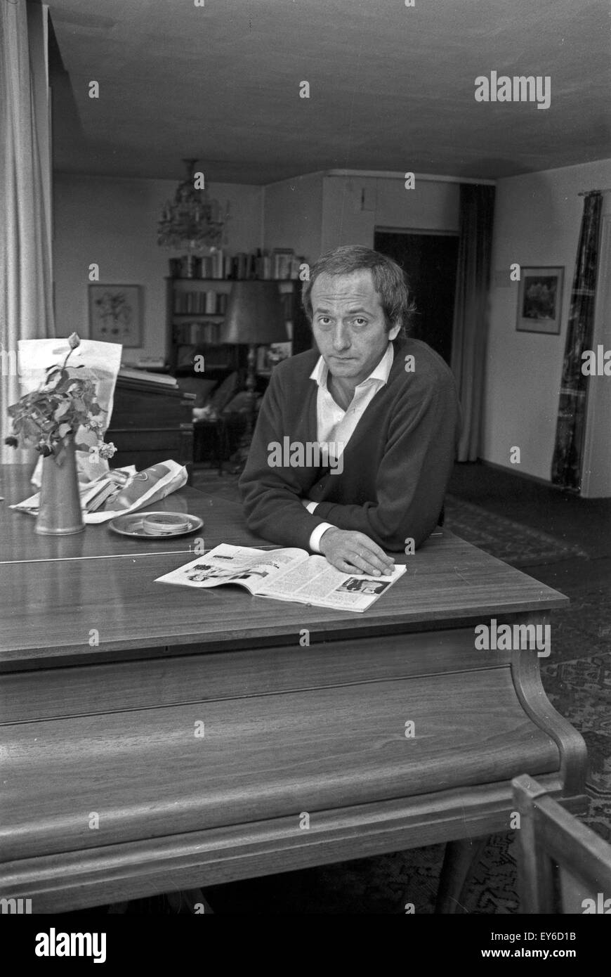 Der deutsche Schauspieler Peter Vogel, Deutschland 1960er Jahre. German ...