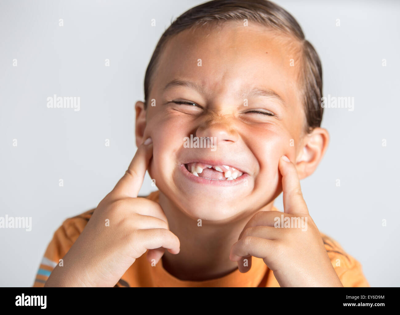 Baby smiling teeth hi-res stock photography and images - Alamy