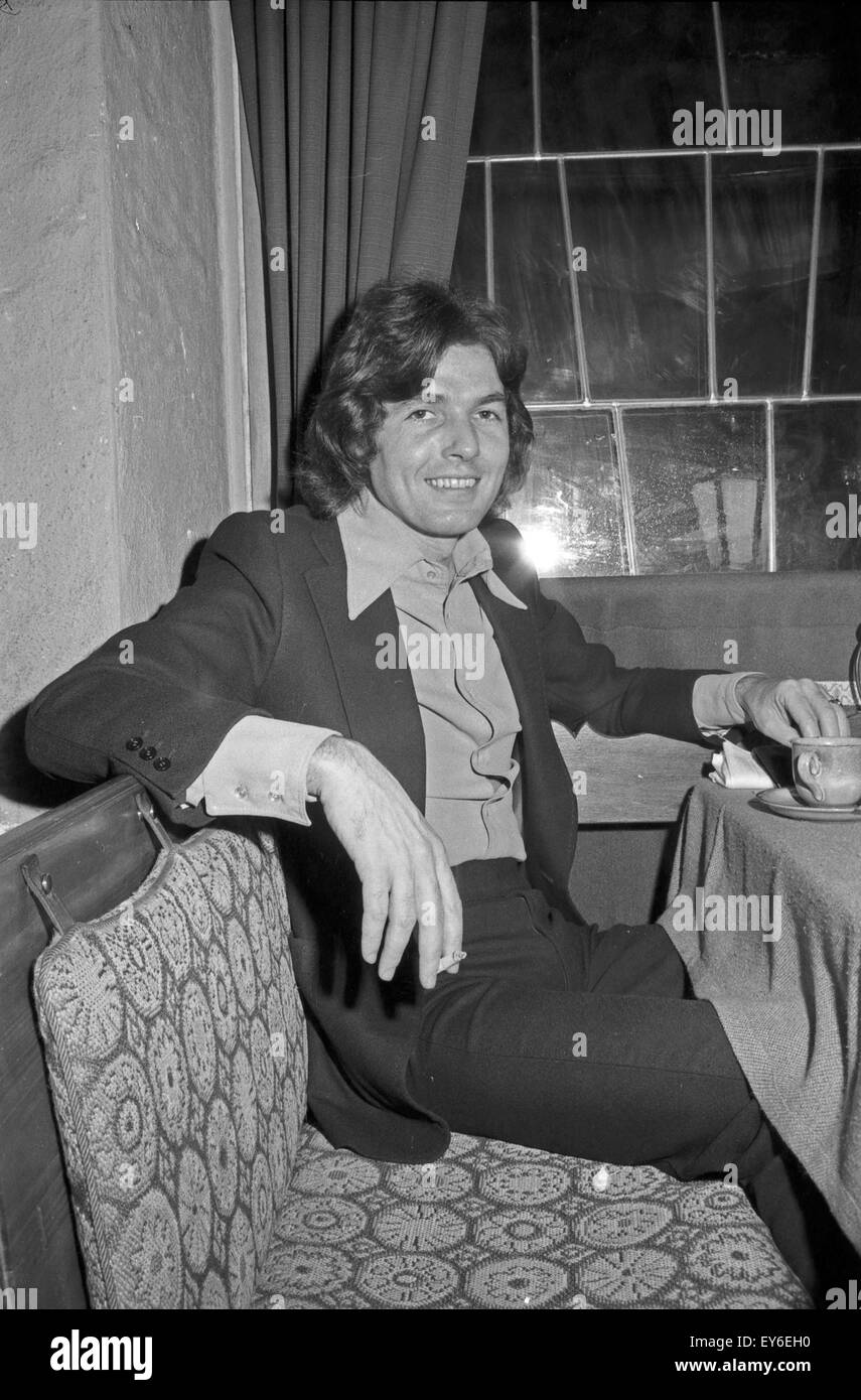 Der deutsche Schlagersänger Chris Roberts, Deutschland 1970er Jahre ...