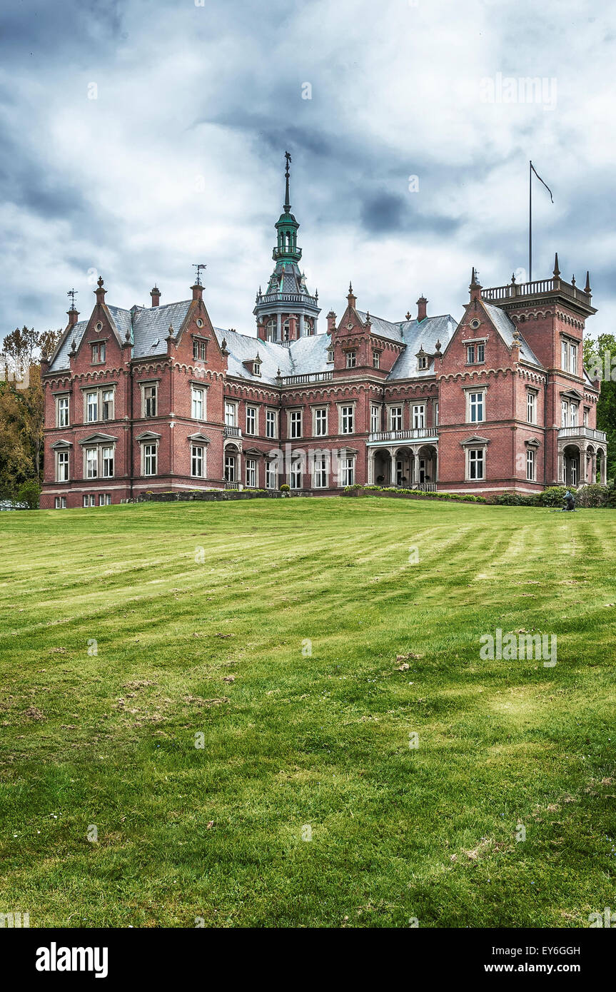 Kulla Gunnarstorp slott is a castle in Helsingborg Municipality, Scania ...