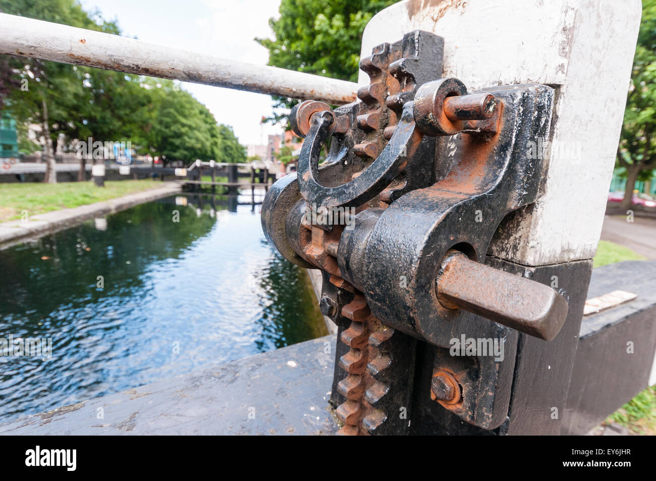 Lock gate mechanism hi-res stock photography and images - Alamy