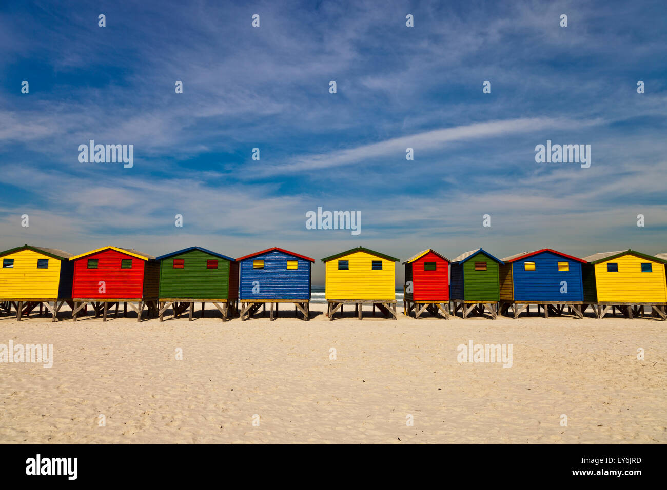 Beach huts at Muizenberg Beach, Muizenberg, South Africa Stock Photo ...