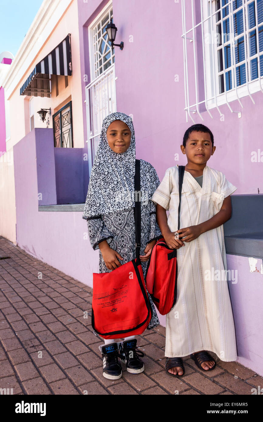 Muslim girl with burqa hi-res stock photography and images - Alamy