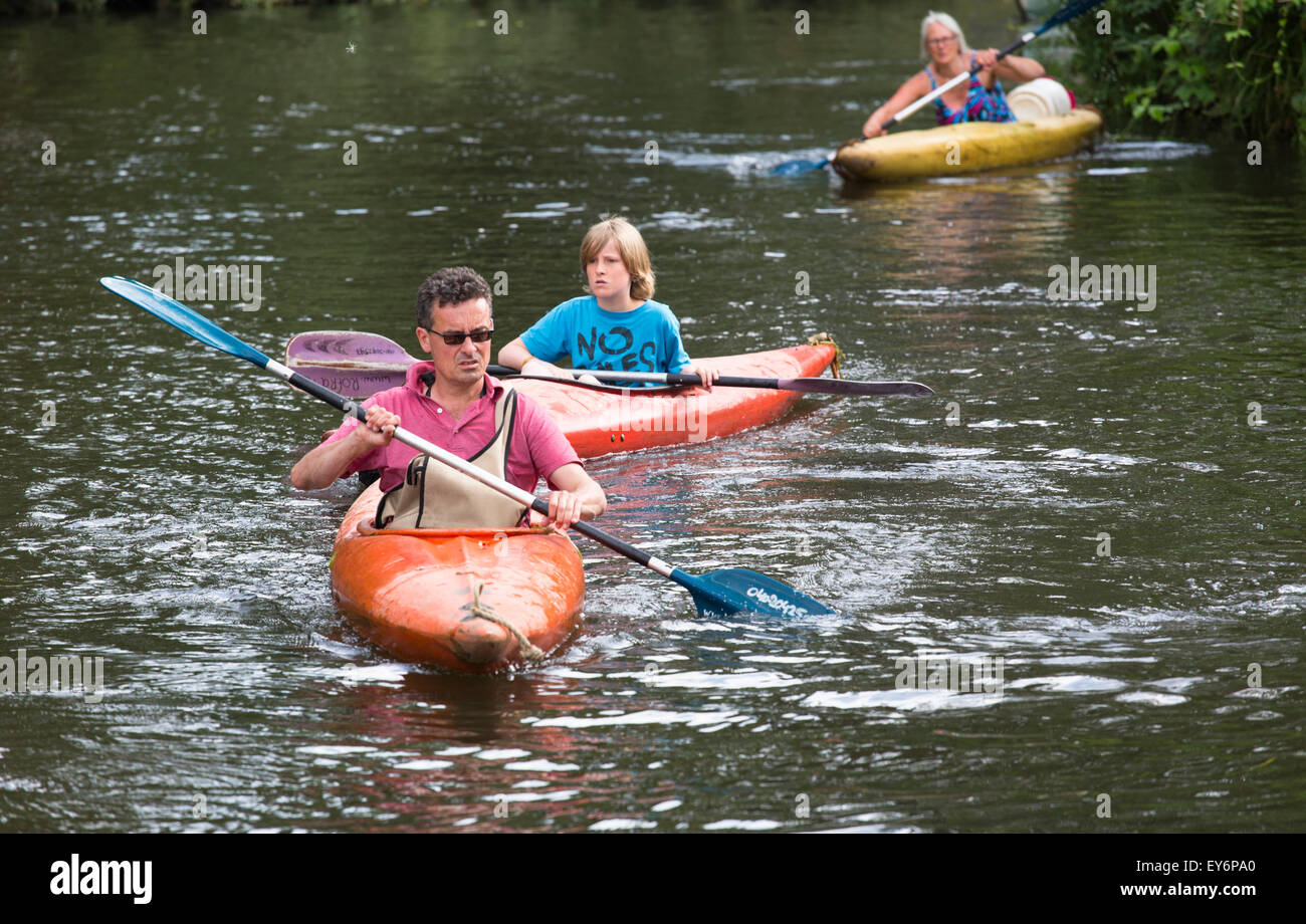 Tourism kayaking hi-res stock photography and images - Alamy