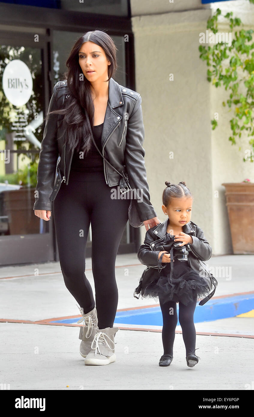 Kim Kardashian and Courtney take their girls to dance class in studio ...