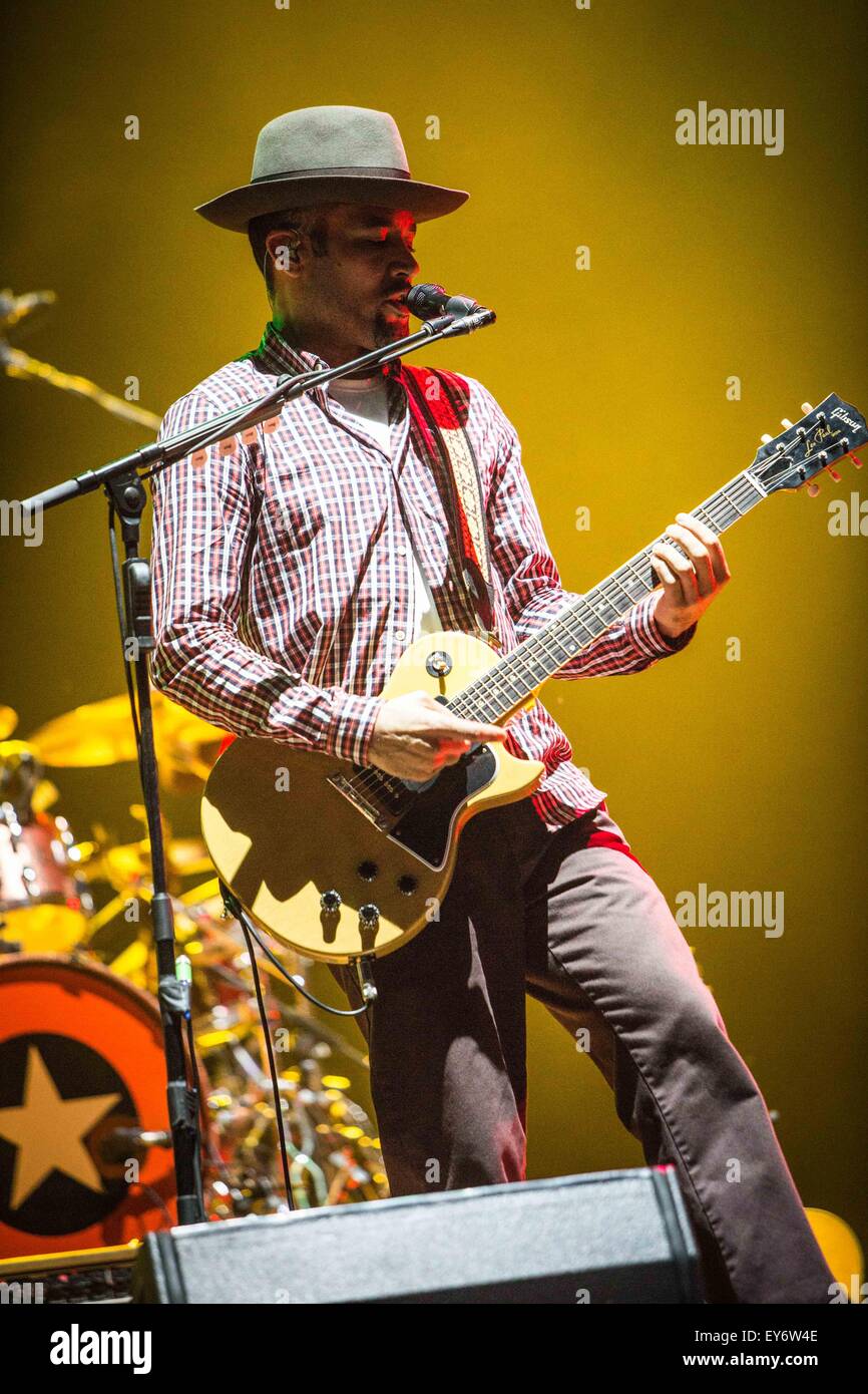 Ben harper concert milano hi-res stock photography and images - Alamy