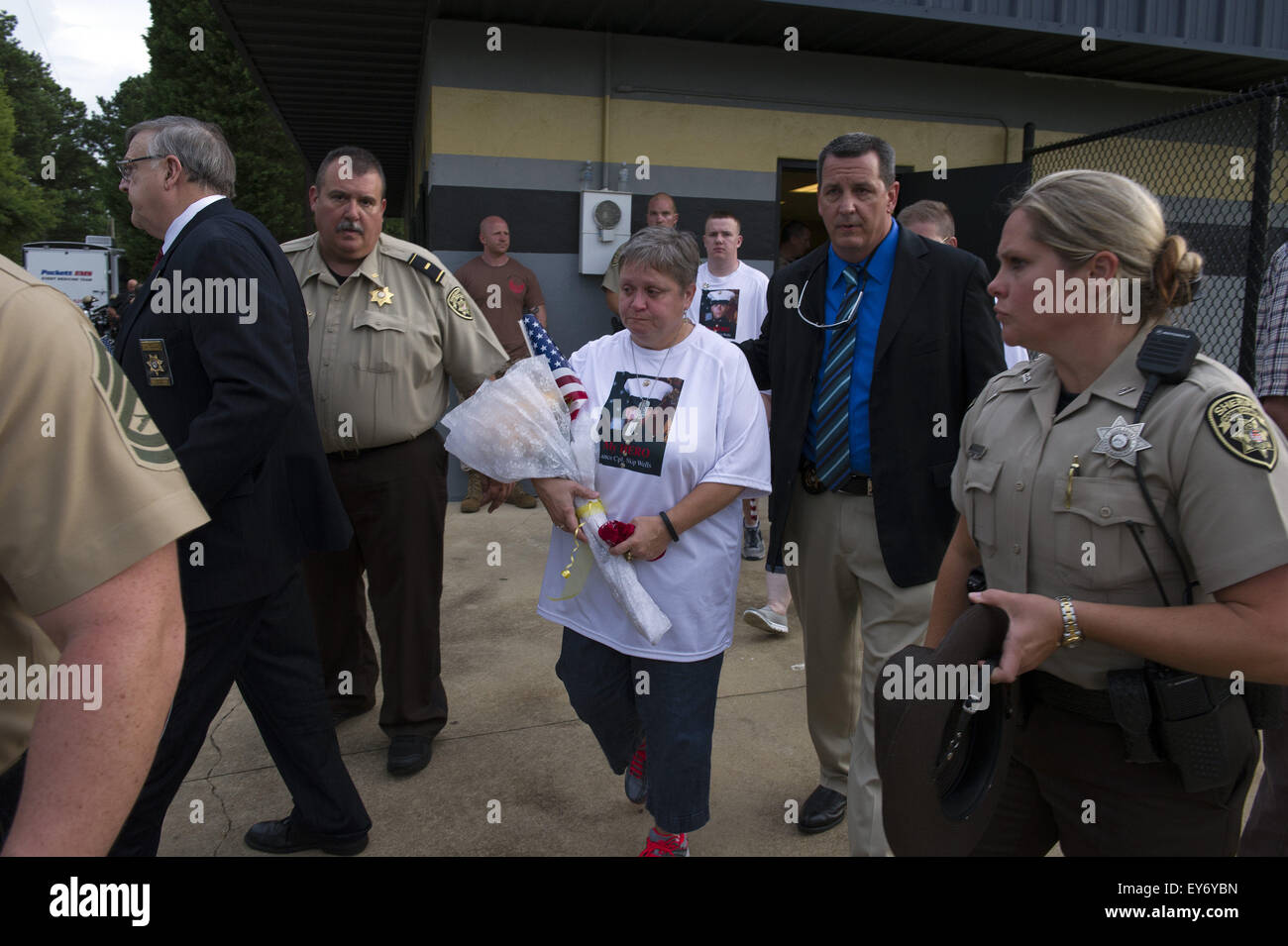 Skip wells hi-res stock photography and images - Alamy