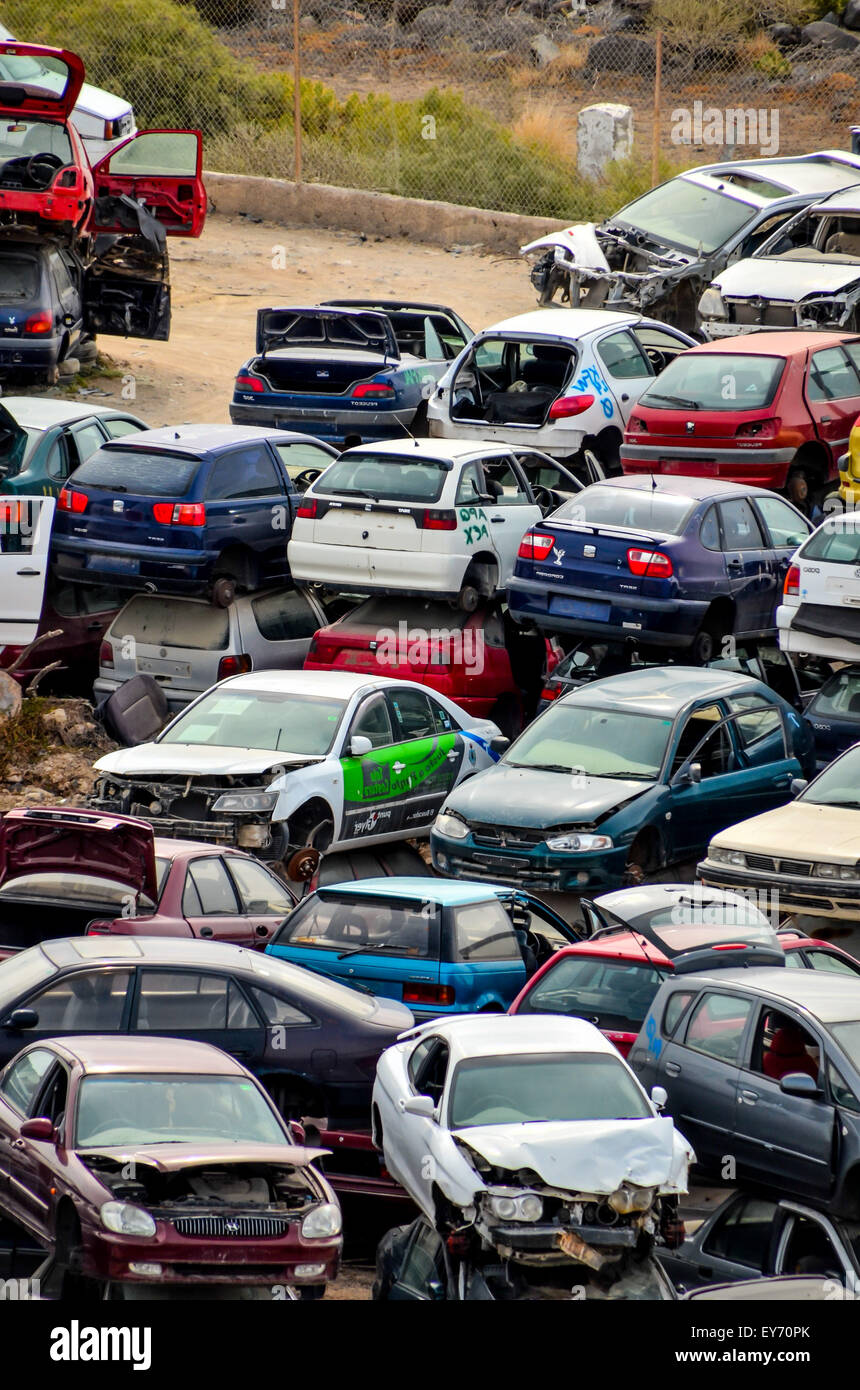 Old Junk Cars On Junkyard Stock Photo - Alamy