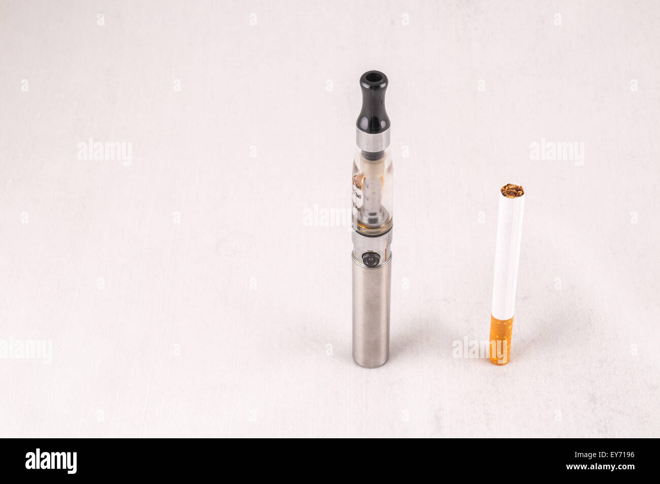 Electronic Cigarette E-cig Vaporizer Stock Photo - Alamy