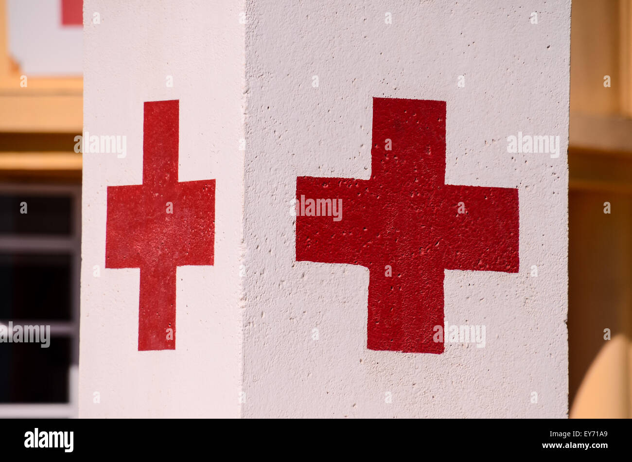 Red Cross Medical Sign Stock Photo - Alamy