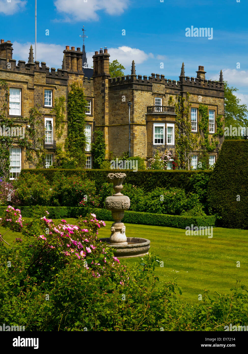 Renishaw house hi-res stock photography and images - Alamy