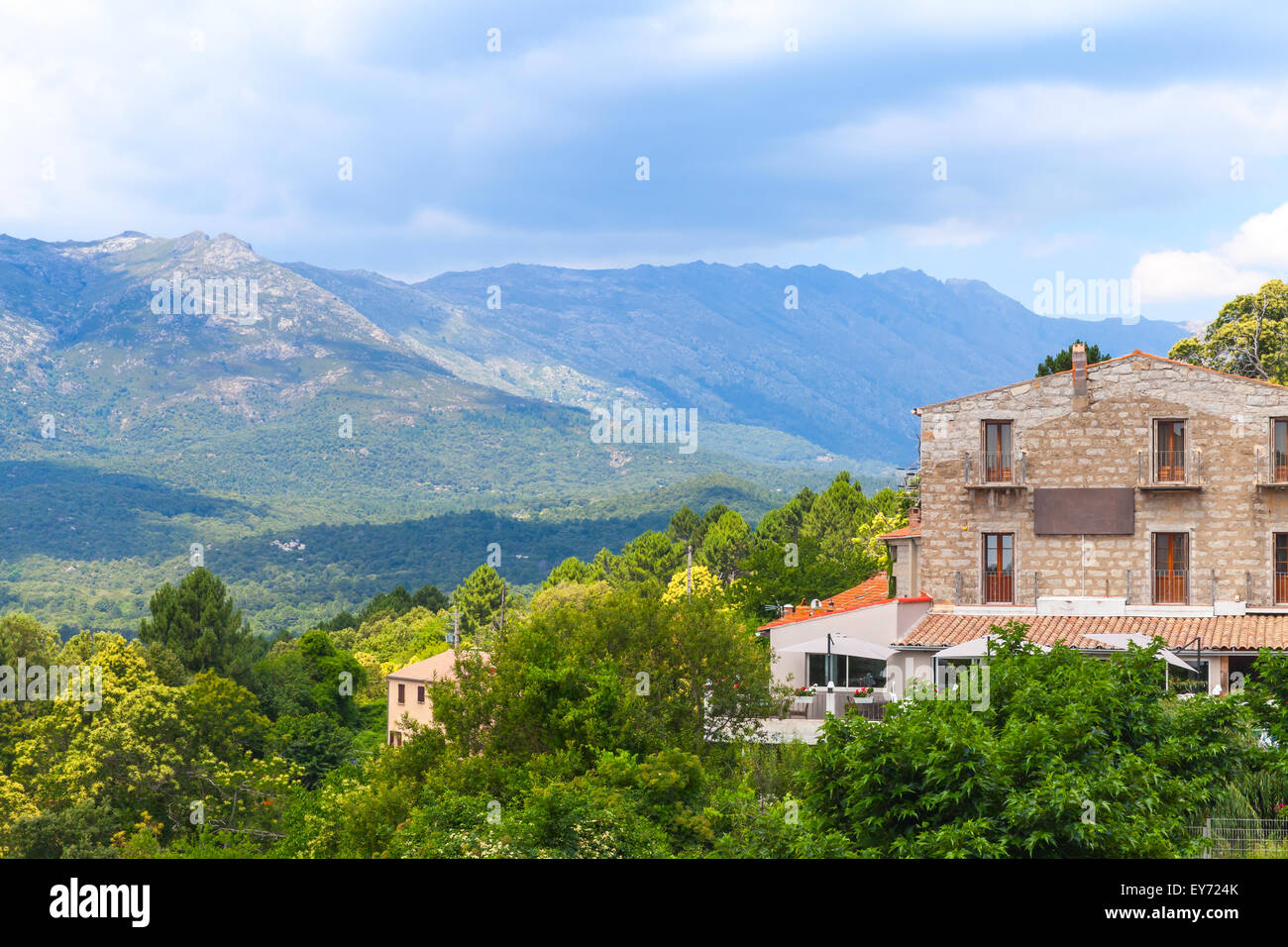 Historical village stone houses hi-res stock photography and images - Alamy