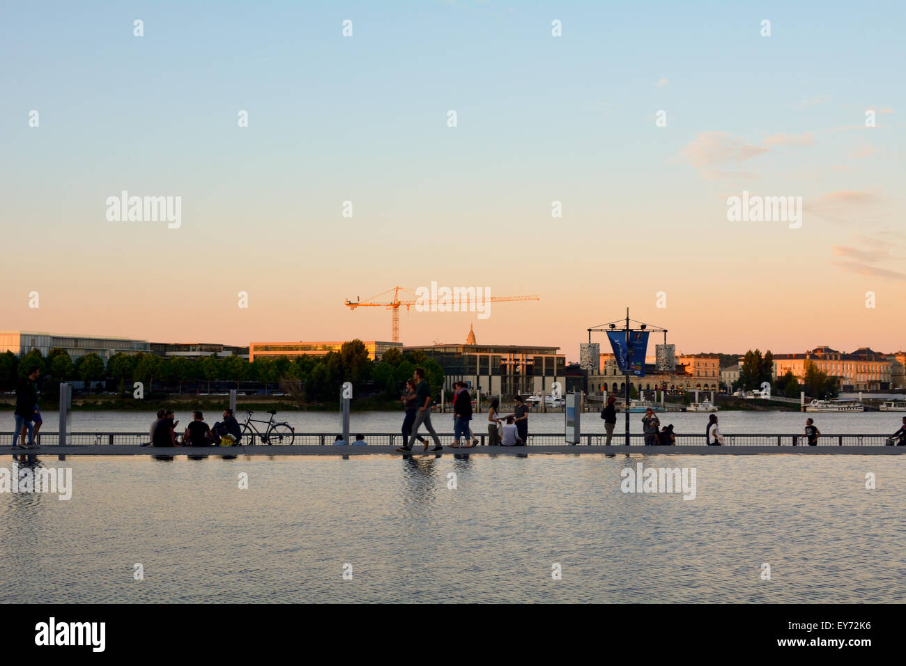 Right bank of garonne hi-res stock photography and images - Alamy