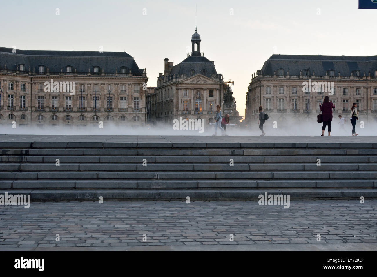 Sunset in bordeaux france hi-res stock photography and images - Alamy