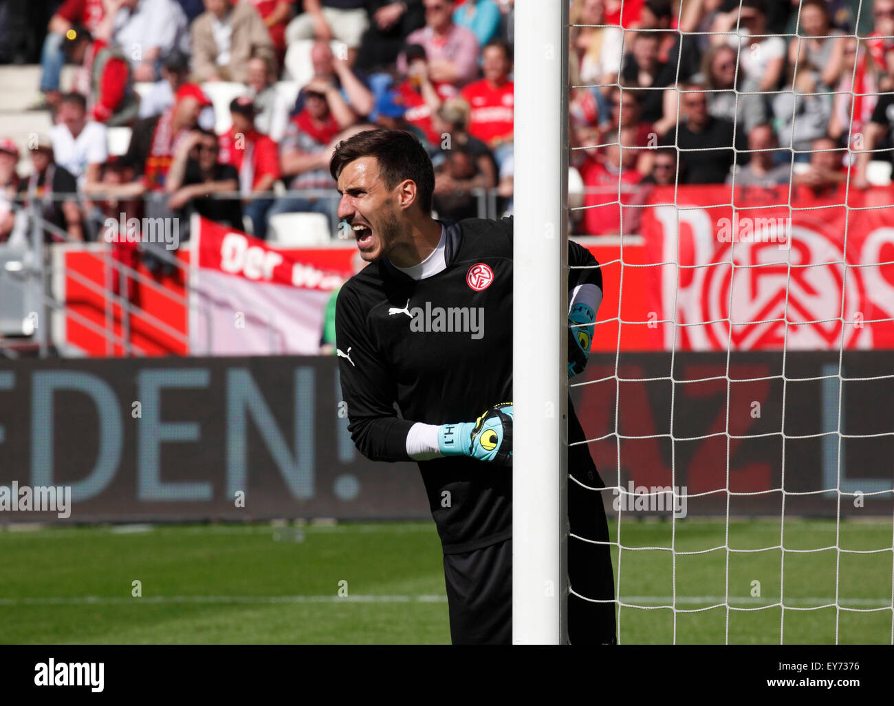 Rwo stadium rot weiss essen hafenstrasse hi-res stock photography and ...