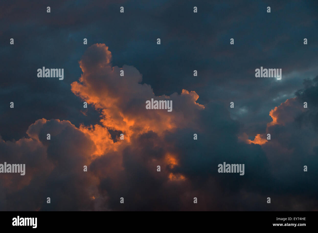 Sunset dramatic fire hi-res stock photography and images - Alamy