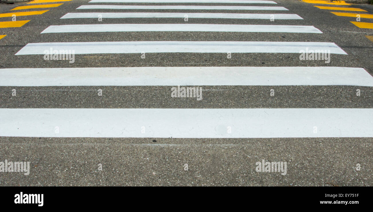 Zebra crossing white yellow lines hi-res stock photography and images ...