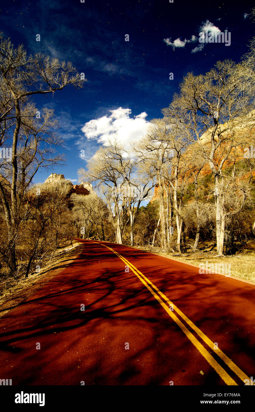 Red highway hi-res stock photography and images - Alamy